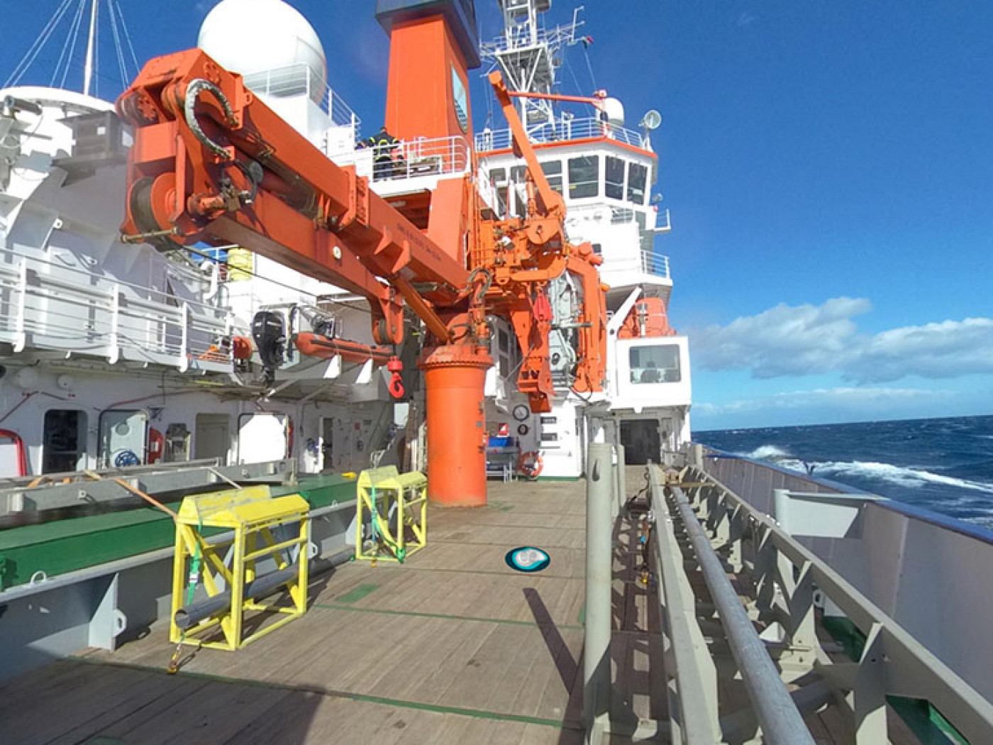 Virtual tour of the German research vessel METEOR